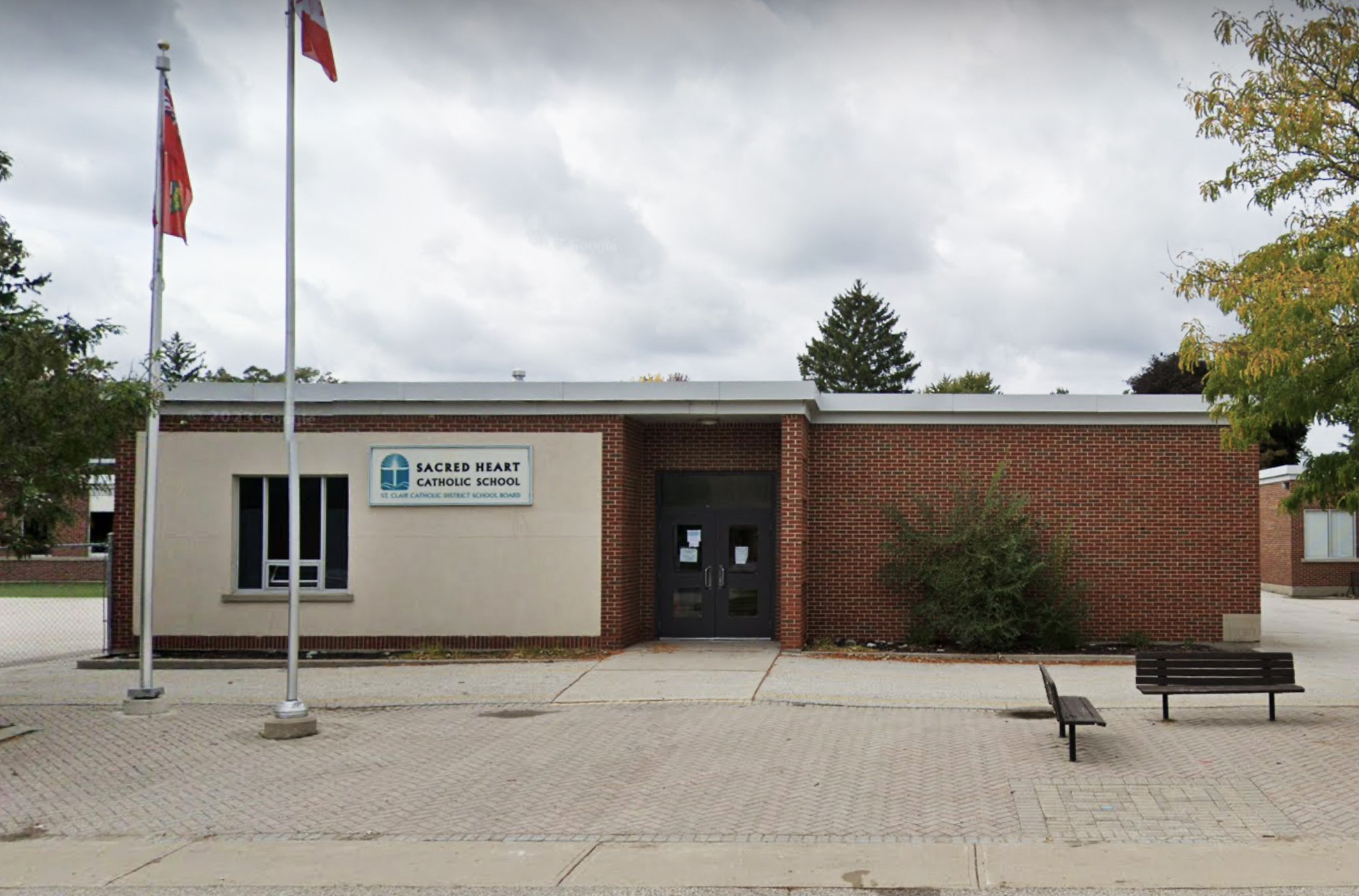SCHOOLS - Sarnia Bluewater Roman Catholic Family of Parishes - Sarnia