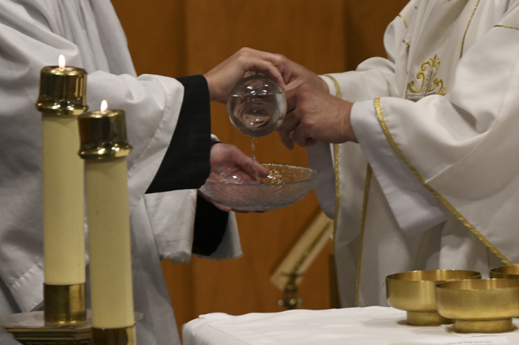 Altar Servers - St. James - Novi, MI