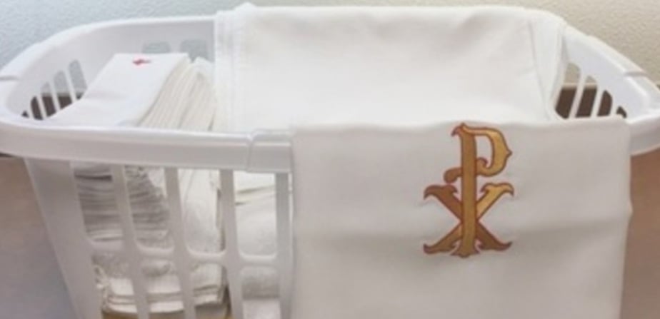 Altar Linens & Vestments - Blessed Frédéric Ozanam Catholic Church ...