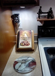 Grace Your Kitchen with an Image of The Divine Mercy! - Foundation of ...